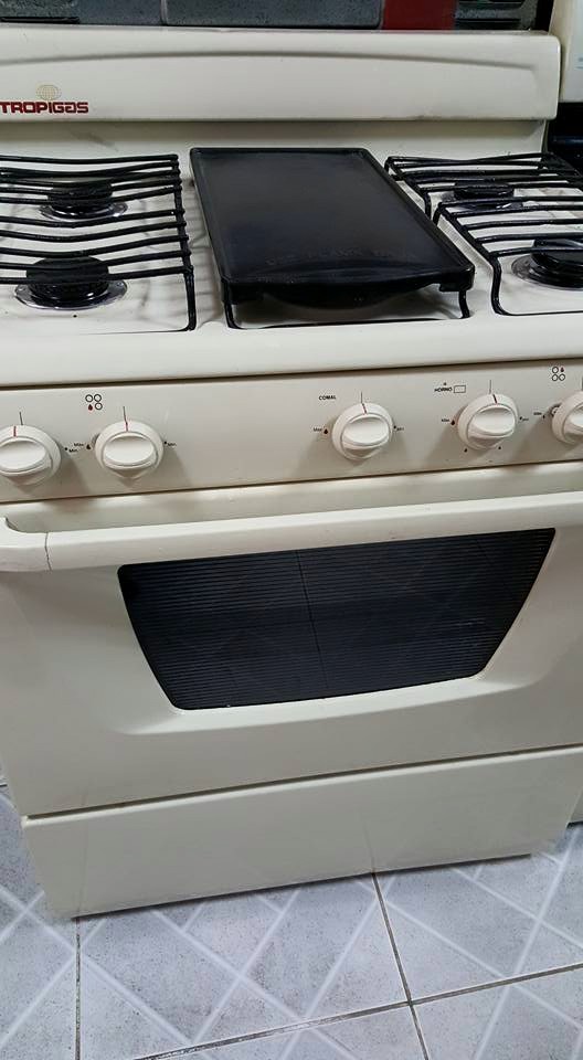Estufa tropigas de 30 pulg con plancha! en Santo Domingo - Electrodomésticos | 105471