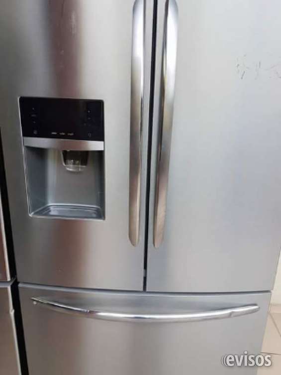Nevera frigidaire 3 puertas en Santo Domingo - Electrodomésticos | 148647